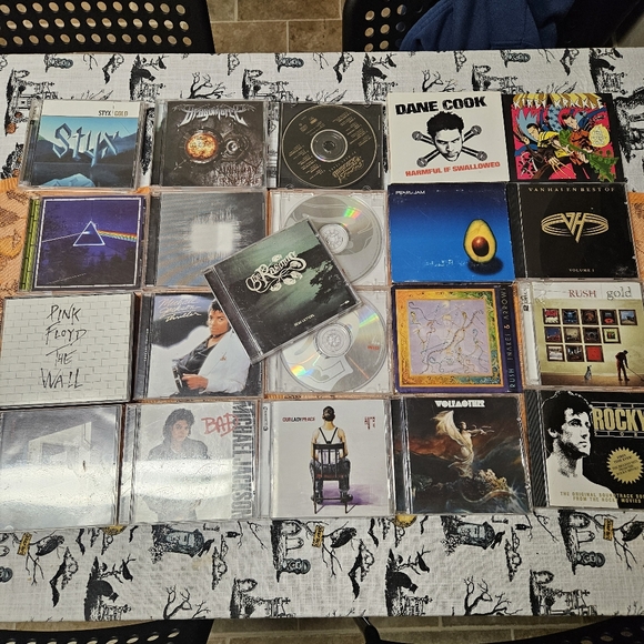 Media | Lot Of 21 Cds Pink Floyd Michael Jackson Styx Pearl Jam Dane ...